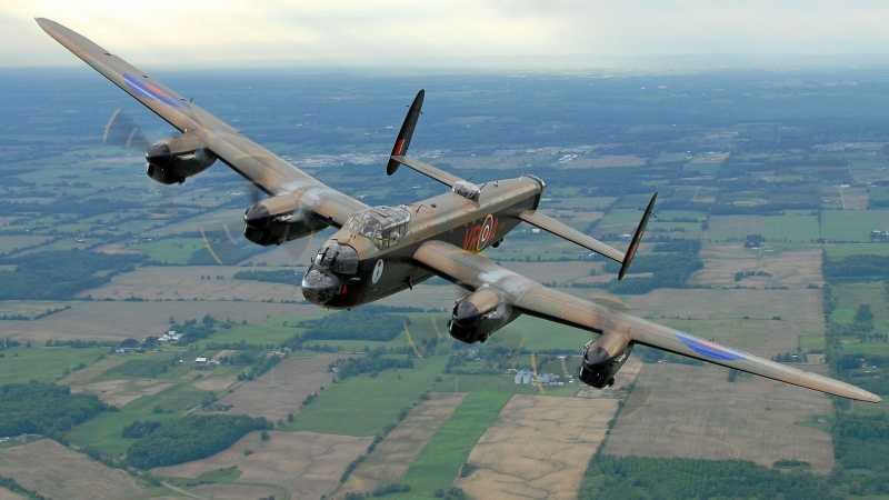 What would a "best of lot" heavy bomber from 1943 look like ...